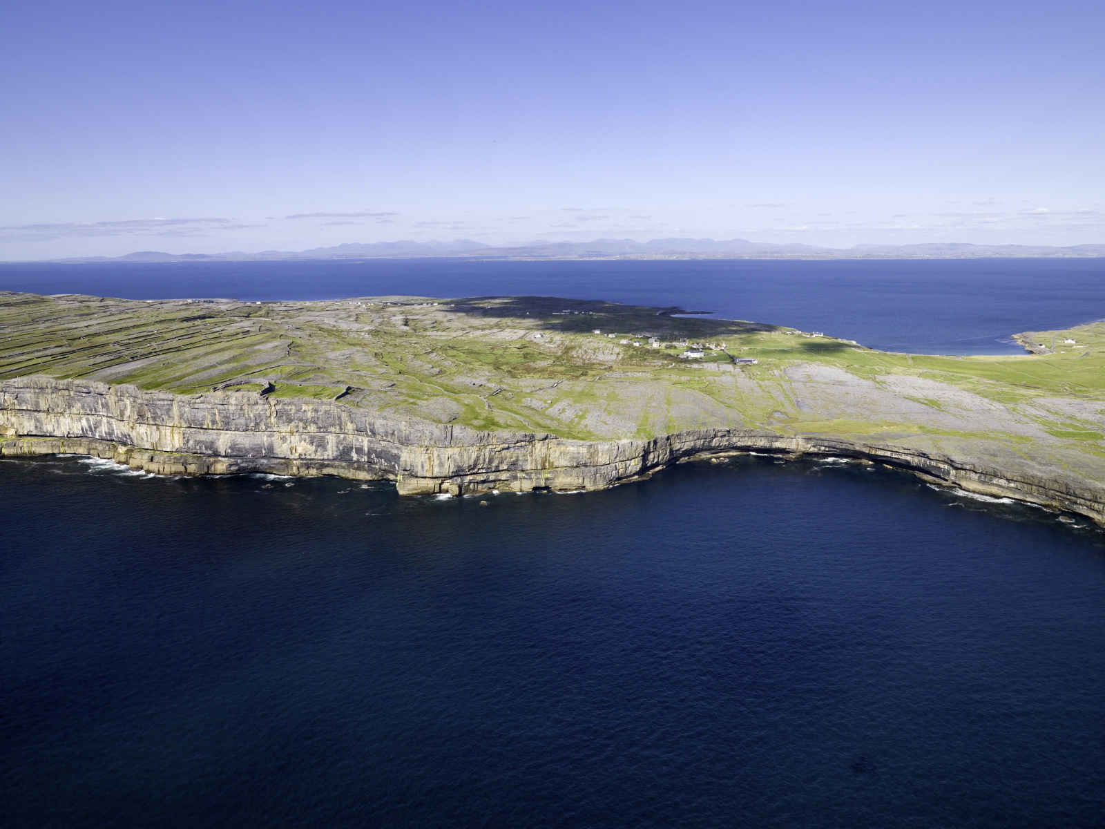 Balade irlandaise : Découvrez Irlande - Connemara - Kerry - Clare ...